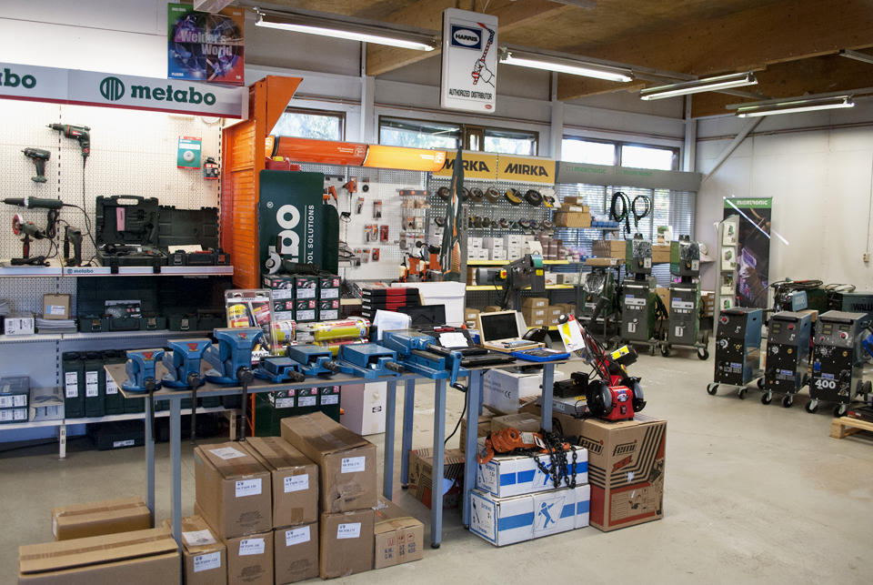 E-P Mig ja Kone laajentaa kentälle | KONEKURIIRI